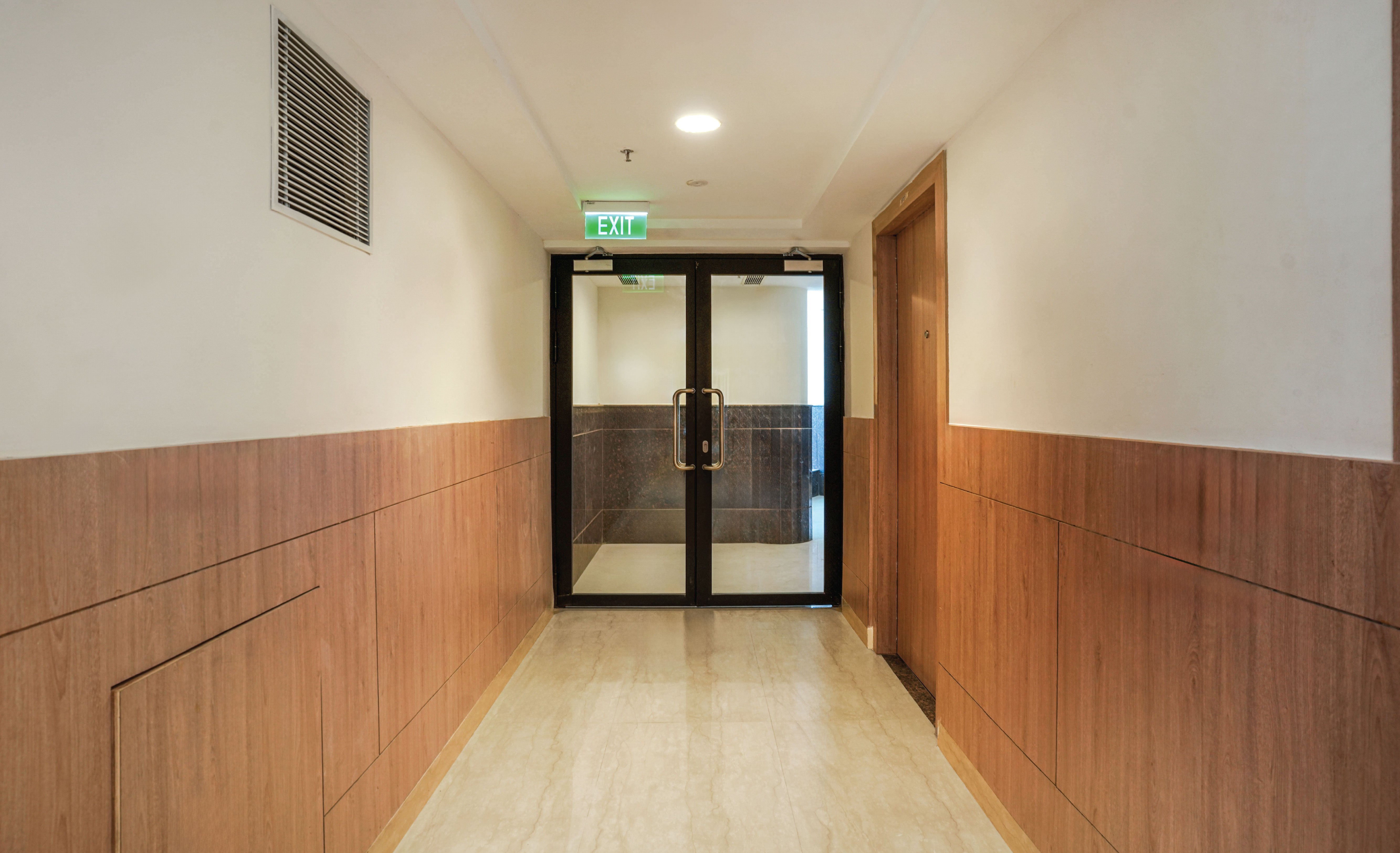 Fire Doors vs Regular Doors: Key Differences & Safety Benefits